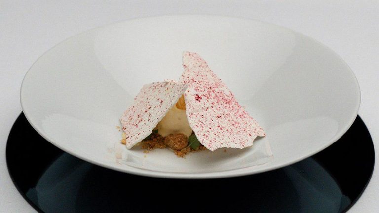 Meringue Shard Recipe: How to Make It at Home - Taste of Love Bakery